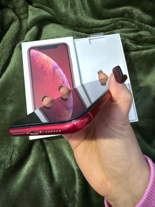 IPhone XR 128 gb: 6 500 грн. - Смартфони / мобільні телефони Помічна на Olx