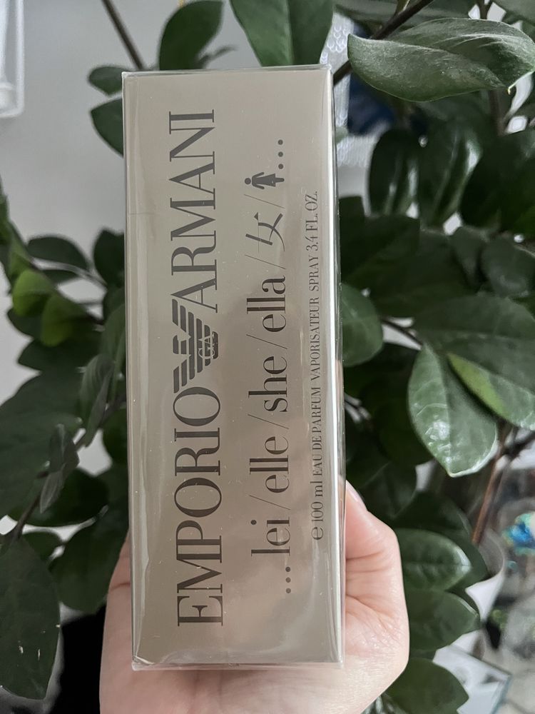 Giorgio Armani Emporio She edp 100 ml Warszawa Praga-Północ • OLX.pl Giorgio Armani Emporio She edp 100 ml Warszawa Praga-Północ • OLX.pl