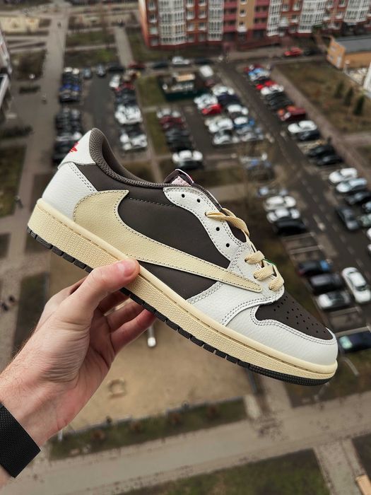 Кроссовки Nike Air Jordan 1 Low x Travis Scott 'Sail and Ridgerock' F1 ...