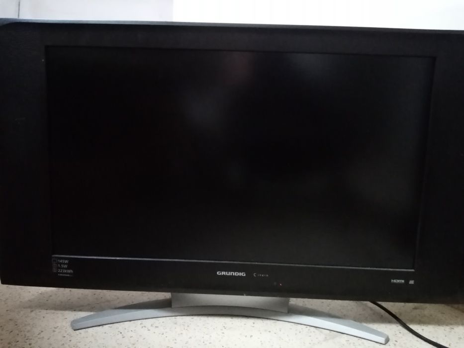 Televisões inteiras ou peças possibilidade de entrega Ericeira • OLX.pt