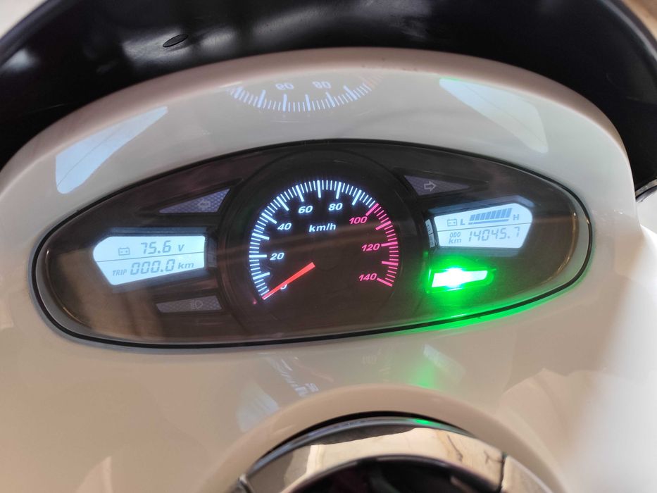 Scouter elétrica em bom estado 3kw Albufeira E Olhos De Água • OLX.pt