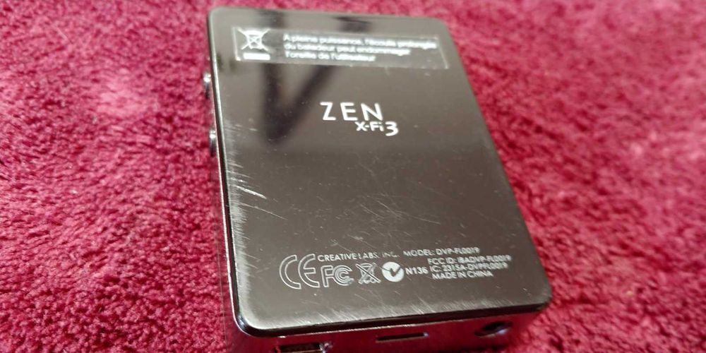 ZEN X-fi 3. 16 gb. Плеер сенсорный. Iriver e100. Sony Walkman: 500 грн ...