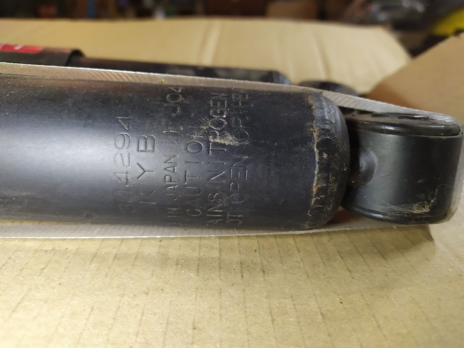 Амортизатор передній ВАЗ класика Kayaba 344294: 1 250 грн ...