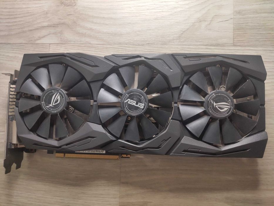 ASUS GTX 1080 8Gb 256bit Rog Strix: 5 000 грн. - Комплектуючі та ...