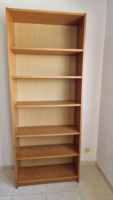 Estante Billy Ikea Almada, Cova Da Piedade, Pragal E Cacilhas • OLX.pt