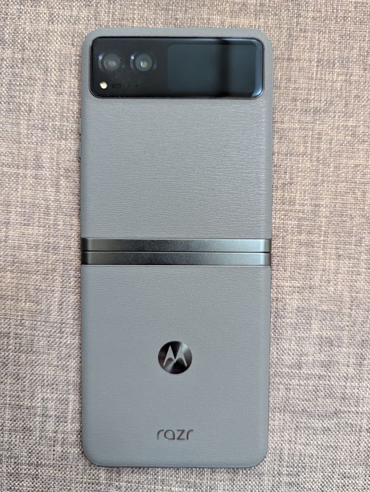 Motorola razr 40 XT2323-2 8/128GB Sage Green: 3 500 грн. - Смартфони ...