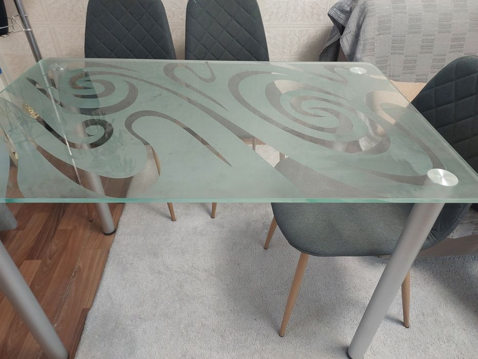Стіл кухонний скляний 2 200 грн Кухонні меблі Васильків на Olx