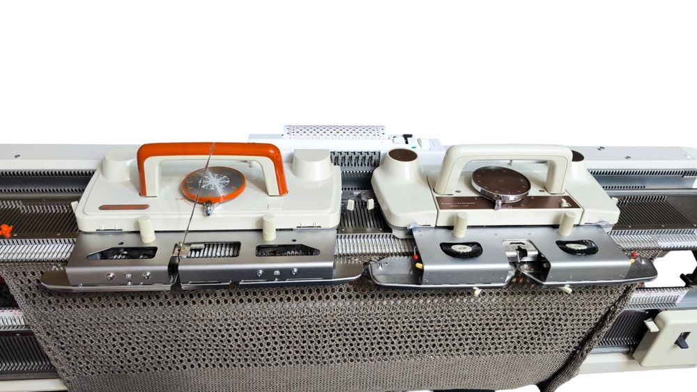 В'язальна машина Silver Reed+ ажурна каретка: 34 000 грн. - Швейні ...