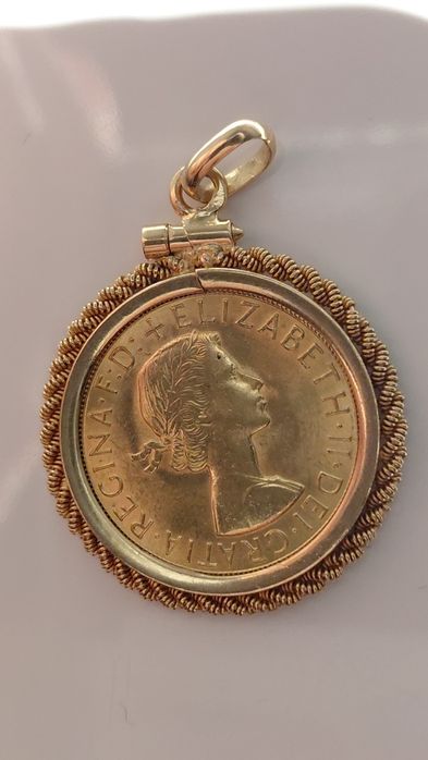 Moeda Libra Com Aro Rainha Isabel II 1963 Oeiras E São Julião Da Barra ...