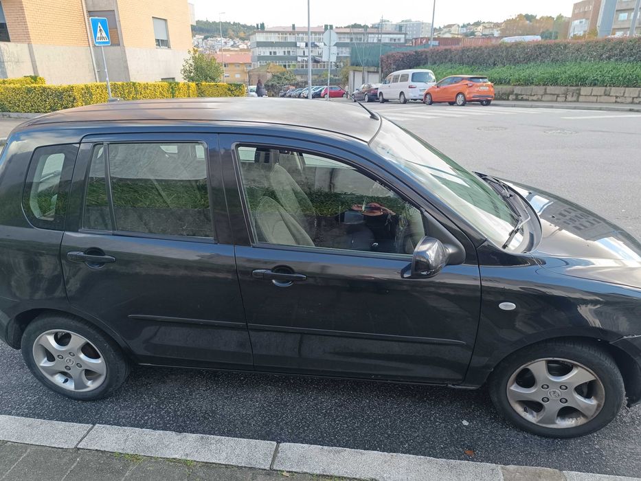 Mazda 2 1.25 Confort ar. Ano 2005. IUC e nspeção ok. Valongo • OLX.pt