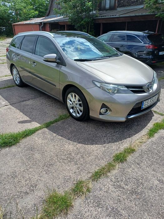 Sprzedam Toyota Auris Słupsk • OLX.pl