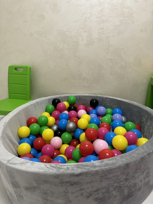 Сухий басейн з кульками 1 400 грн Інші іграшки для дітей Старий Самбір на Olx