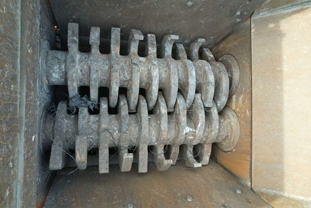 Kruszenie gruzu, rozdrabnianie, usługa mobilna Arjes Impactor 250 ...