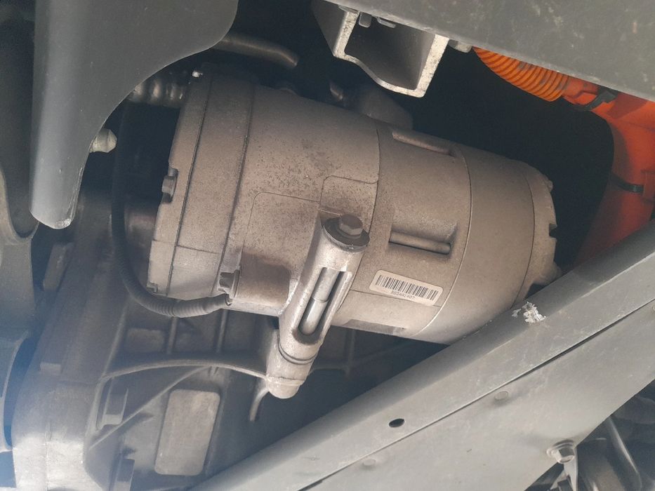 Compressor AC BMW i3 (I01) Almoster • OLX.pt