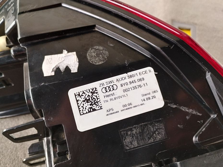 Ліхтар Audi A3 фара 8v5945096 8v5945092 8Y0945069 стоп Ауди а3 ауді ...