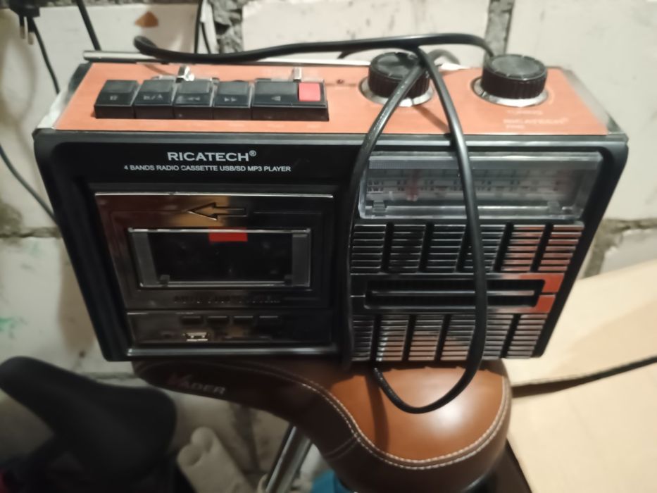 Ricatech radiomagnetofon FM , USB , SD retro Białystok Dziesięciny II • OLX.pl