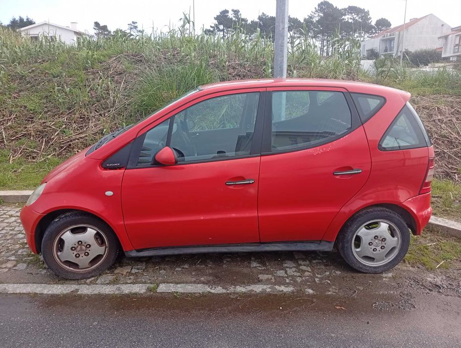 Mercedes A140 a funcionar com inspecção em dia. Gulpilhares E Valadares ...