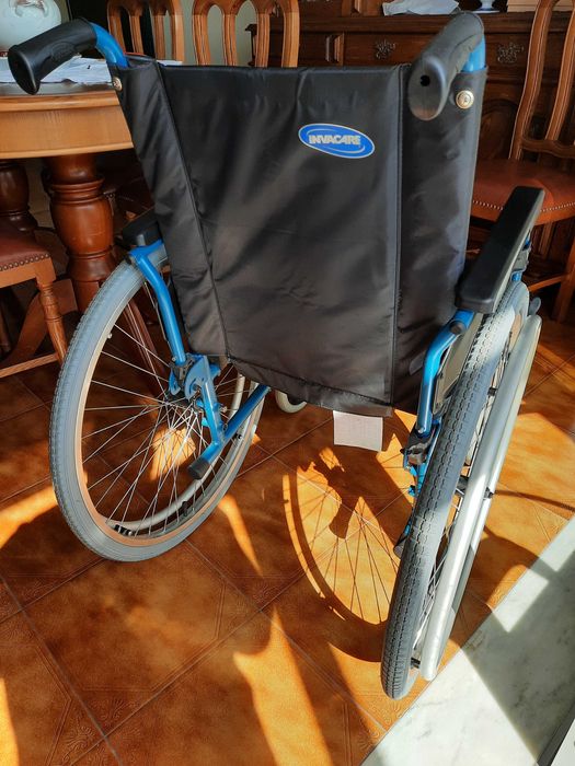 Cadeira de Rodas Invacare - Praticamente Nova Gulpilhares E Valadares ...
