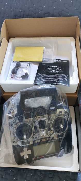Turnigy 9XR Pro + FrSky DJT V8FR-II Combo + Telemetry Cable + LiPo 2.2 ...