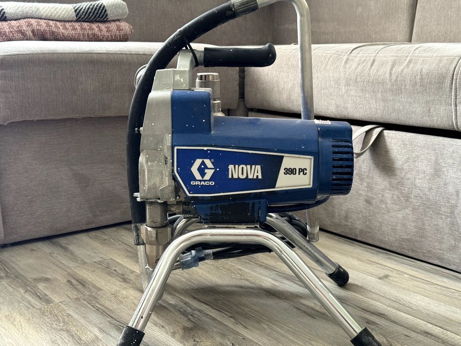 Фарбувальний апарат Graco NOVA 390 PC + пістолет + сопла + cleanshot ...