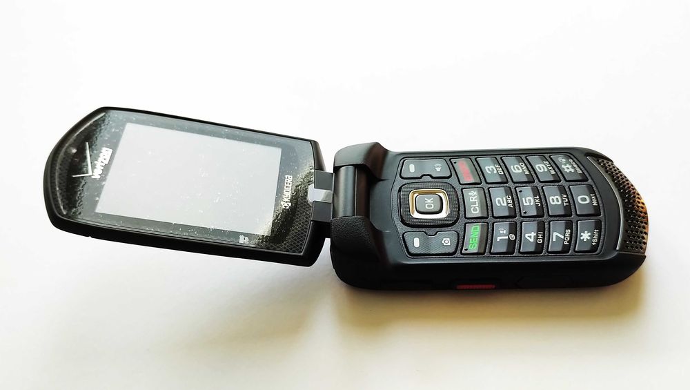 Kyocera DuraXV GSM/CDMA броньований, протиударний телефон!: 599 грн ...