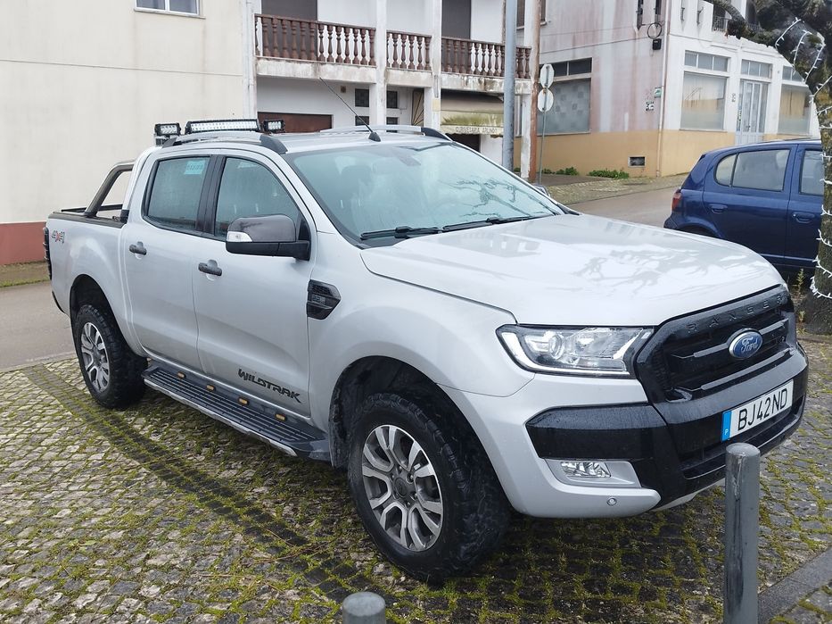 Ford Ranger WildTrak Fátima • OLX.pt