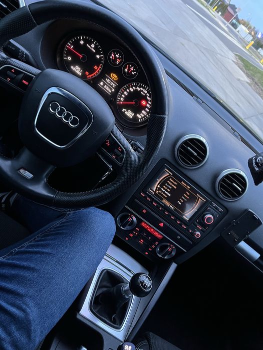 Audi A3 8P • s-line • bixsenon • półskóry • navi • nowe opony Słupsk ...