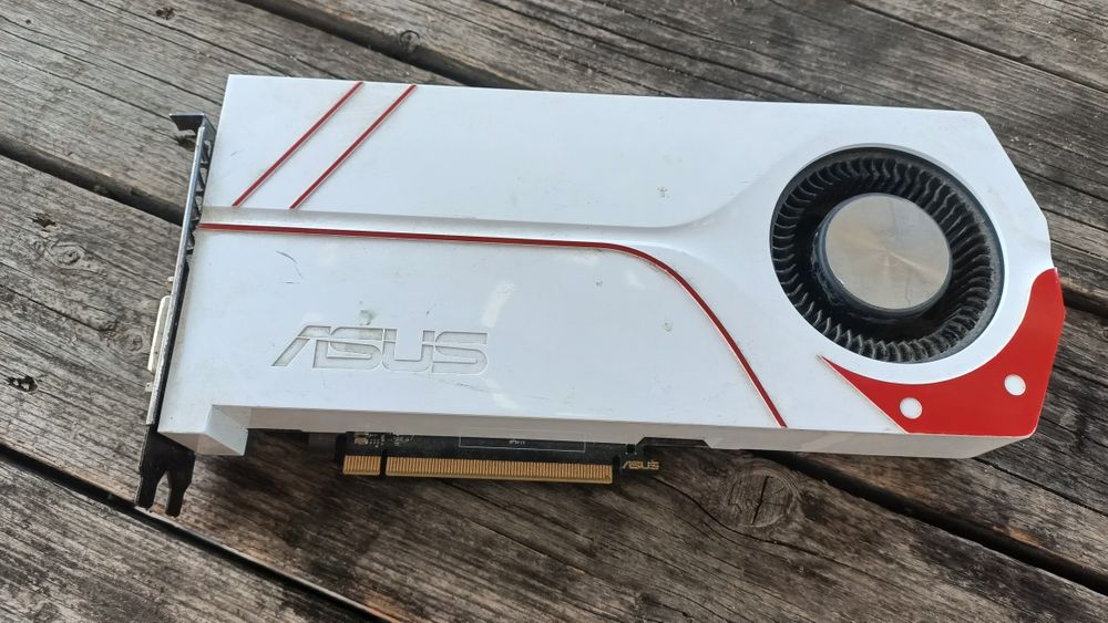 Asus gtx 960 4gb: 1 000 грн. - Настільні комп'ютери Радісне на Olx