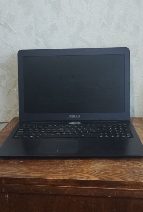 Ноутбук Asus E502S б/в: 2 200 грн. - Ноутбуки Ізяслав на Olx