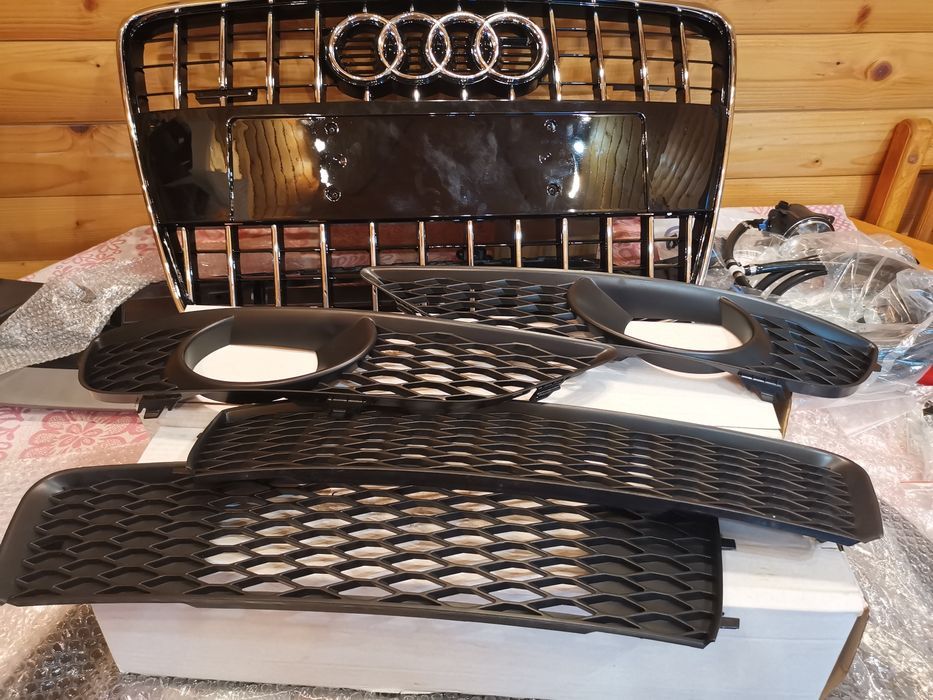 Audi q7 4L s-line решітки переднього бампера: 30 $ - Решітка радіатора ...