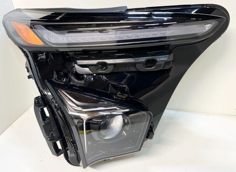 Фара Bolt EV 2022 EUV 2022 42825398 42788714: 1 100 $ - Освещение и ...