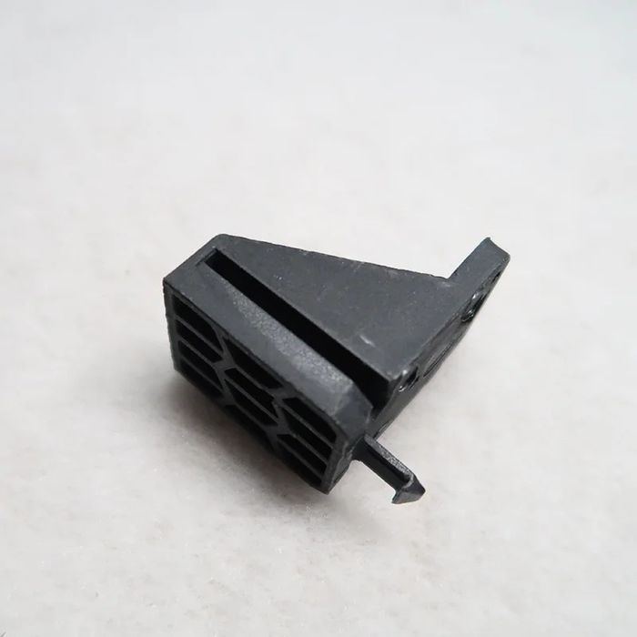 Крепление фары Audi Q5 q5 кріплення фари под фара кронштейн 80a941453a ...