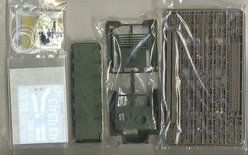 Збірна модель 1/35 JSU-152 Heavy Self-Propelled Gun Tamiya 35303: 2 100 ...