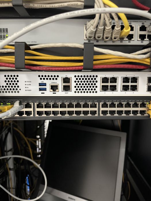 Firewall Fortigate 501E Rio de Mouro • OLX Portugal