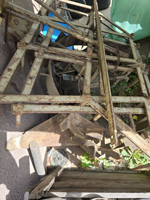 Terra vari traktorek ogrodowy dzik Jasień • OLX.pl