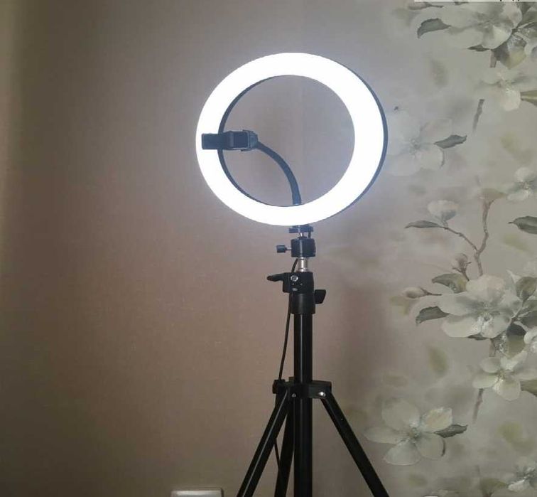 Кільцева LED лампа зі штативом 2 метра! Повний комплект! Без світла ...