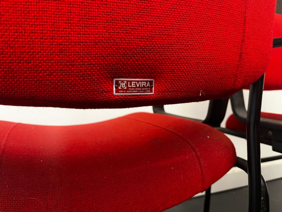 Cadeiras Vintage Levira Aldoar, Foz Do Douro E Nevogilde • OLX Portugal