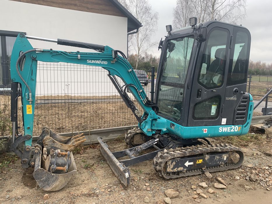 Minikoparka Sunward SWE 20F Niestachów • OLX.pl