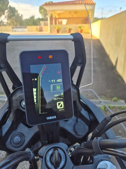 Tenere 700 World Raid Akrapovic 2025 + malas Buarcos • OLX.pt