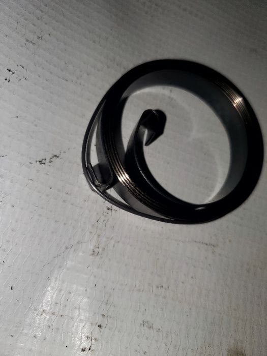 На сверлильный станок 2М112,НС-12,ВСН пружина возврата пиноли: 60 грн ...