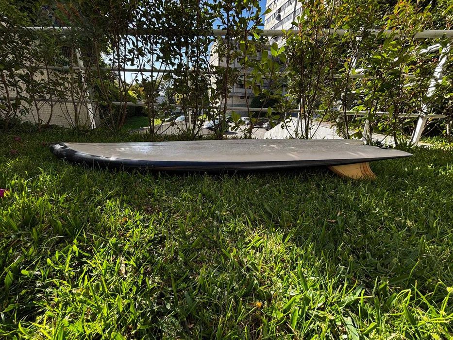 Chris Christenson FISH 5’4 x 20 1/2 x 2 3/8 - 30L (fins on glass ...