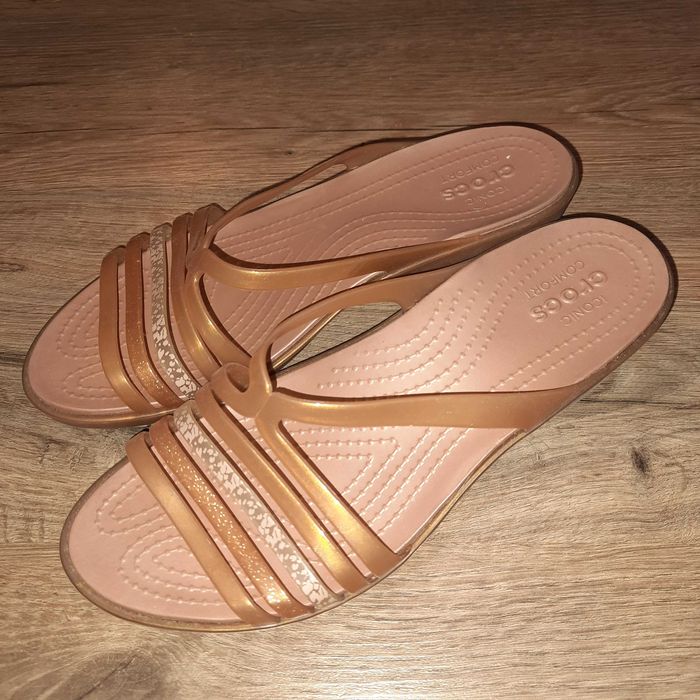 Crocs iconic comfort оригінал 38 розмір: 600 грн. - Босоніжки Київ на Olx