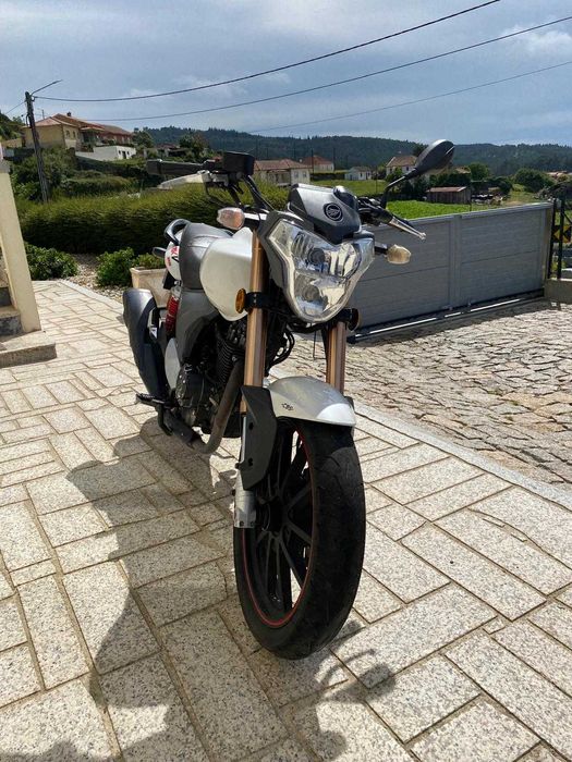 Keeway Rkv 125 ! Castanheira • OLX.pt