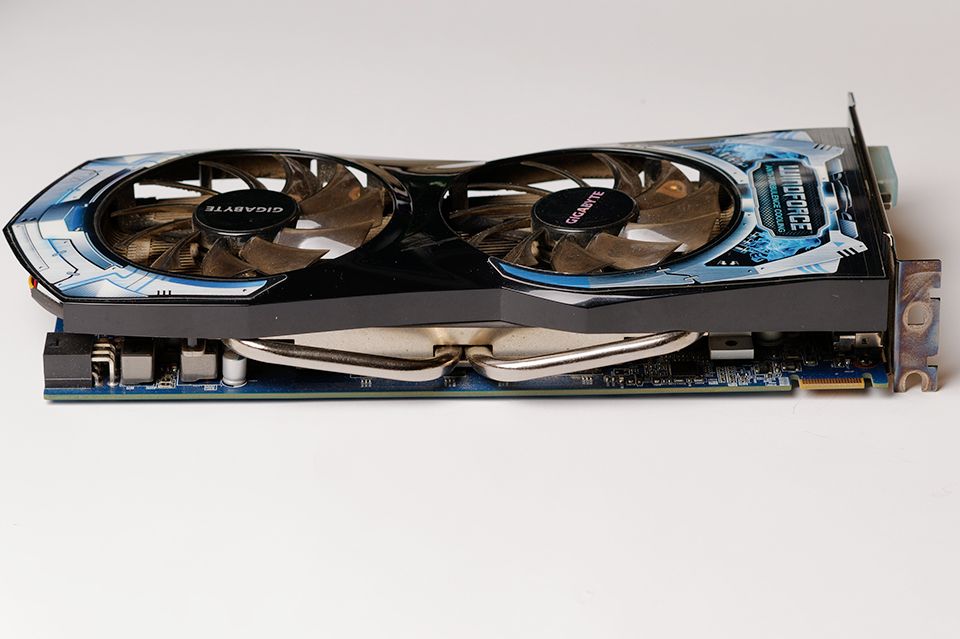 Видеокарта Gigabyte Radeon HD 6850: 1 600 грн. - Комплектуючі та ...