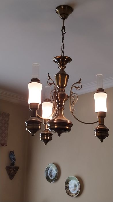 Candeeiros tecto antigos, bons, bonitos e originais Mina De Água • OLX ...