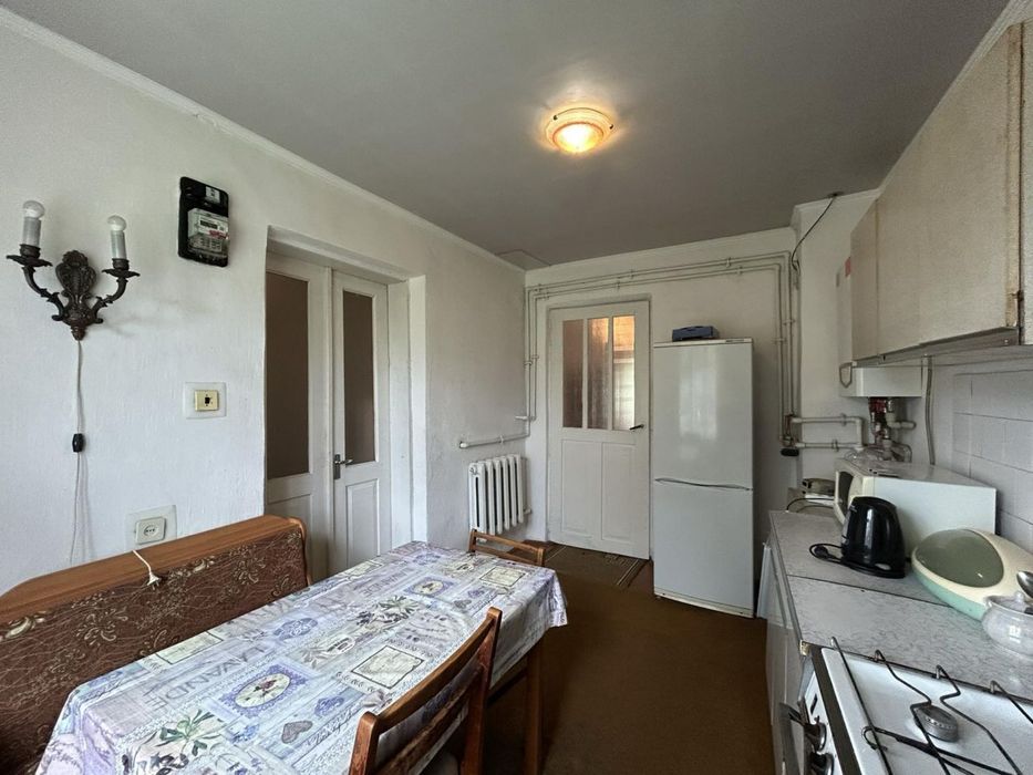 Цегляний будинок не далеко від центру, місто Коломия: 57 000 $ - Продаж ...