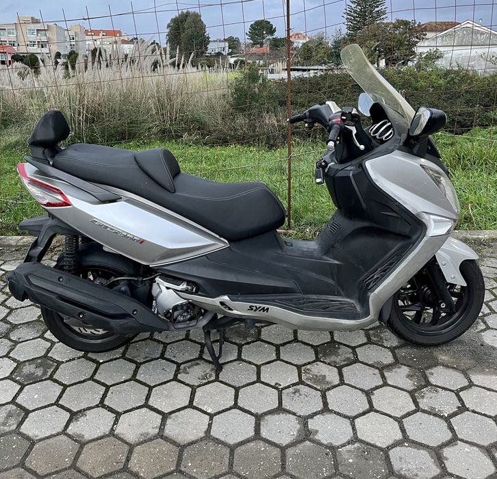 Sym GTS 300 I (300 CC) Madalena • OLX Portugal