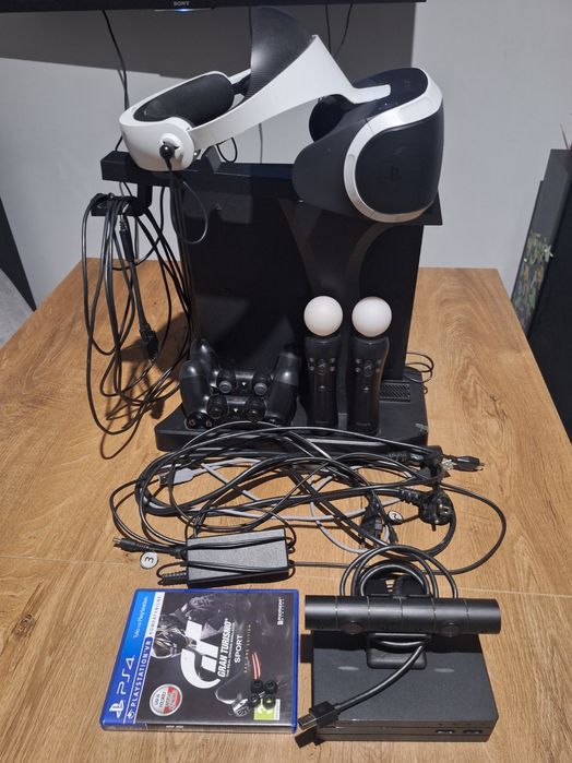 Playstation4 Pro 1TB + PS VR z podstawką na pady i konsolę Wałcz • OLX.pl