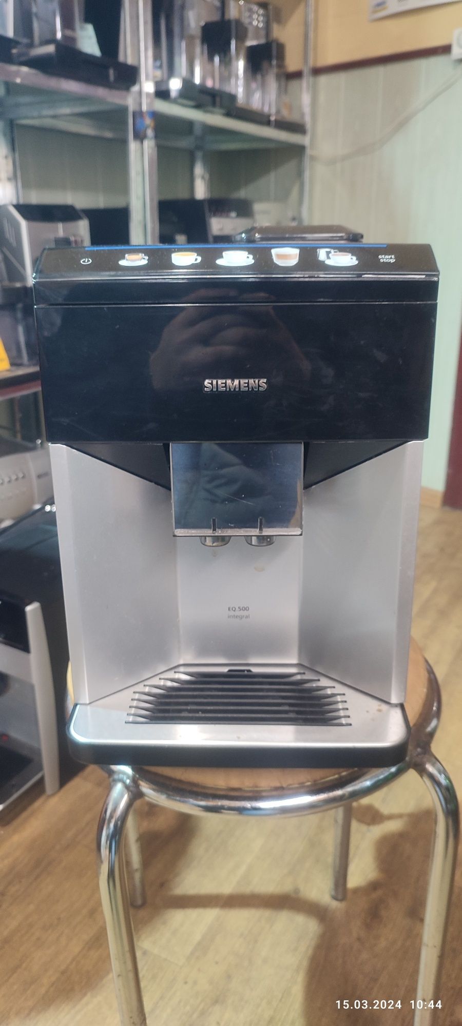 Кавомашина кофемашина Siemens eq500: 5 000 грн. - Кавоварки / кавомолки ...