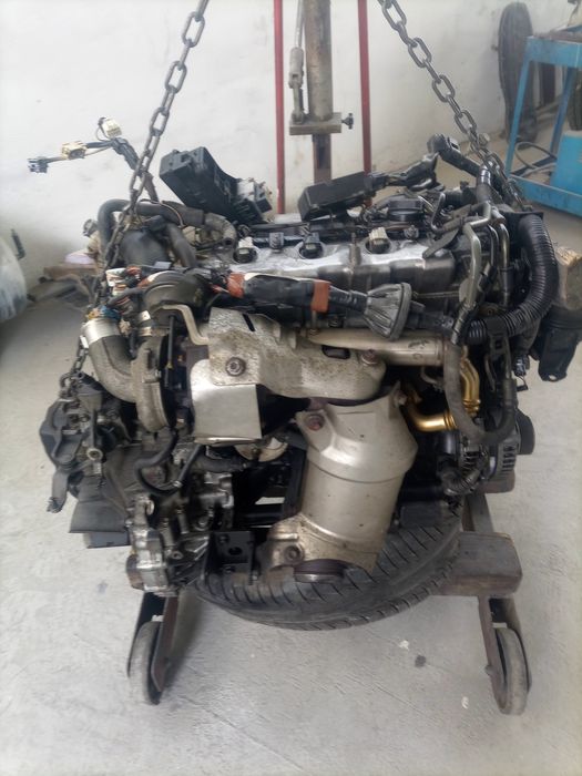 Motor D4D 2000 Toyota Avensis 2004 Lourosa • OLX.pt